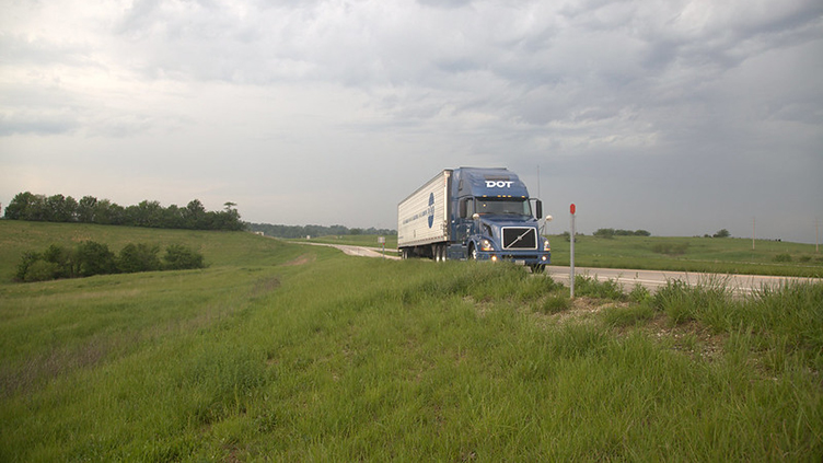 DTI Program to Pay New Truck Drivers for Driving School